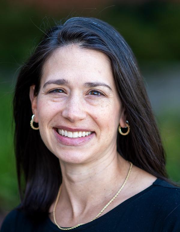 Amy Chester | College of Computer, Mathematical, and Natural Sciences ...